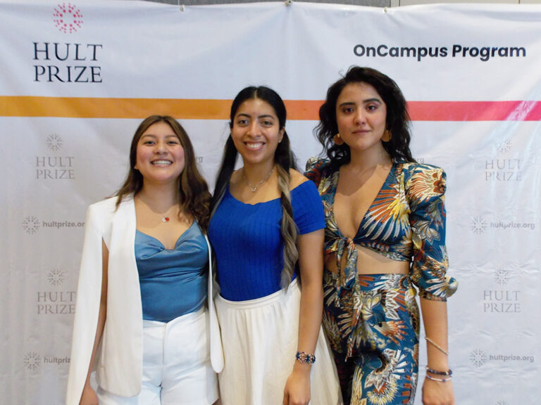 Alumnas UP llegan a semifinal mundial de Hult Prize
