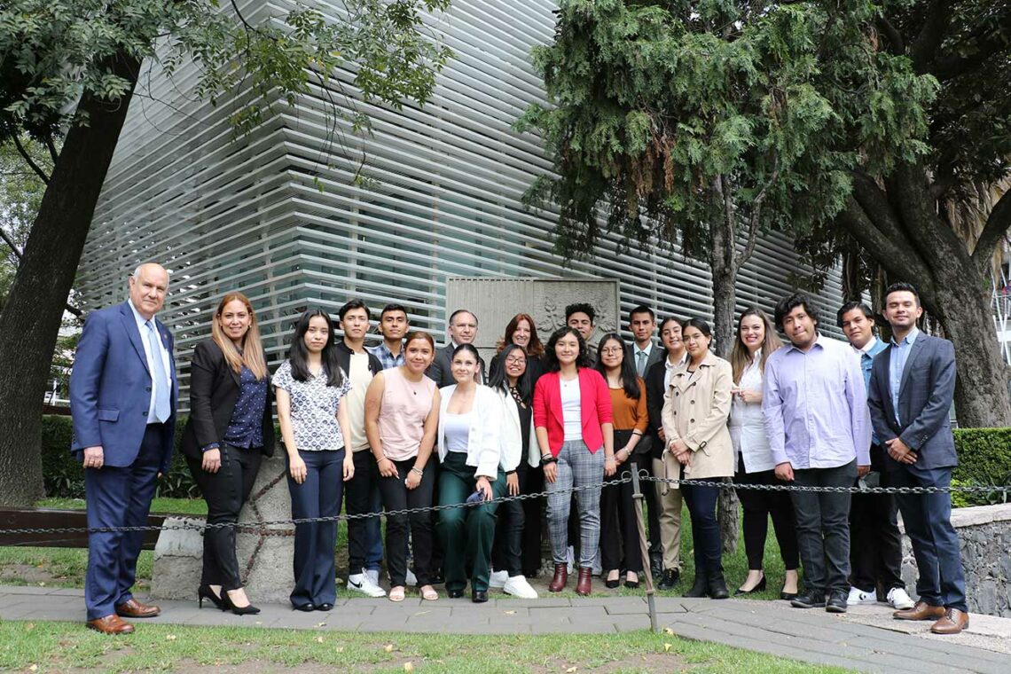 UP da la bienvenida a becarios BBVA | Universidad Panamericana